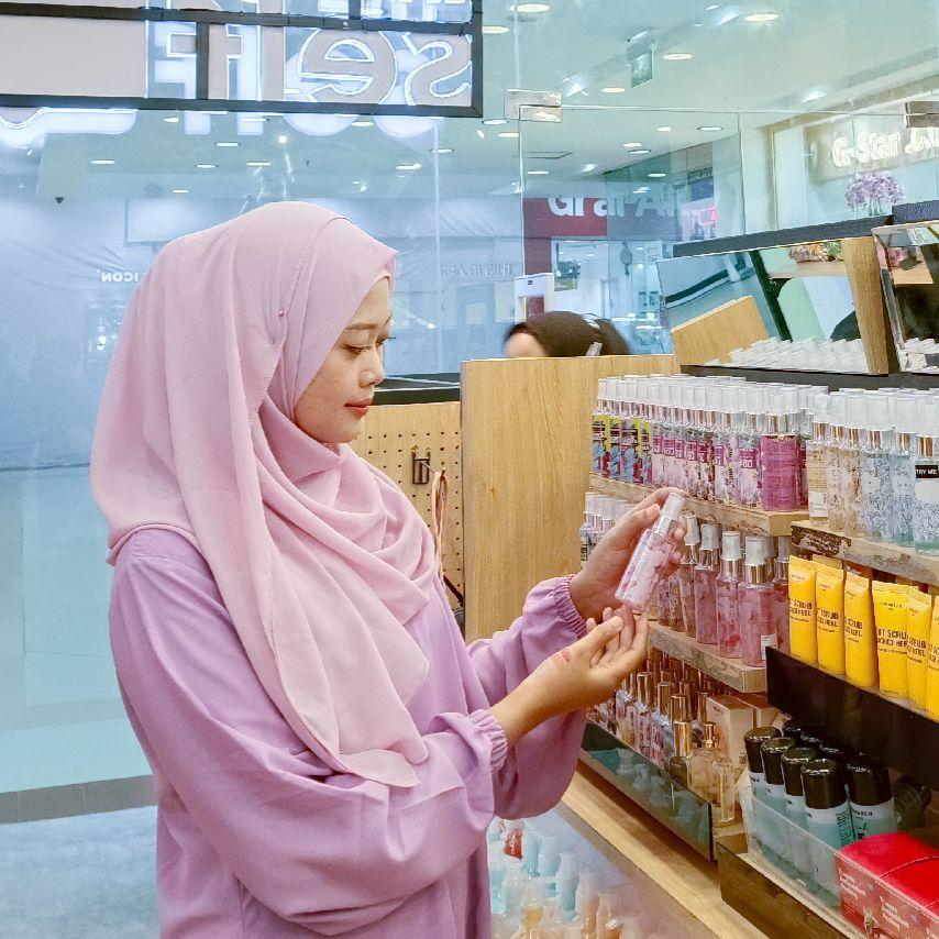 Shella Putri's Post|Lemon8