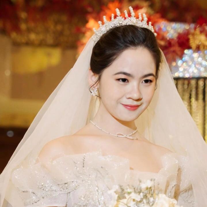 Dewi Handawiy's Post|Lemon8