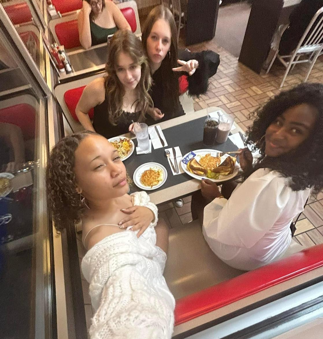 Alexcia Brown's Post|Lemon8