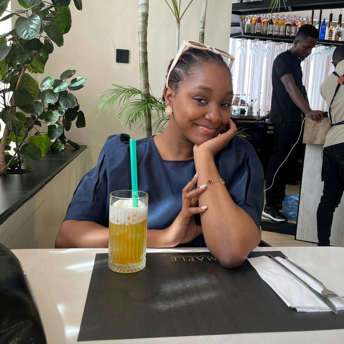 Aisha Adelekeさんの投稿|Lemon8