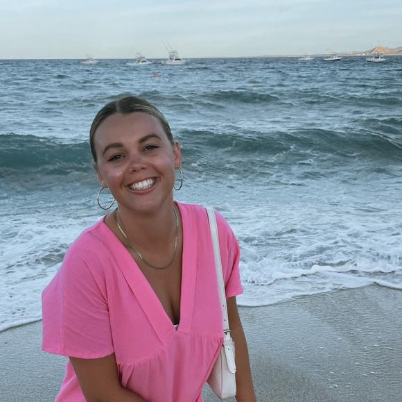 Chloe Ball's Post|Lemon8