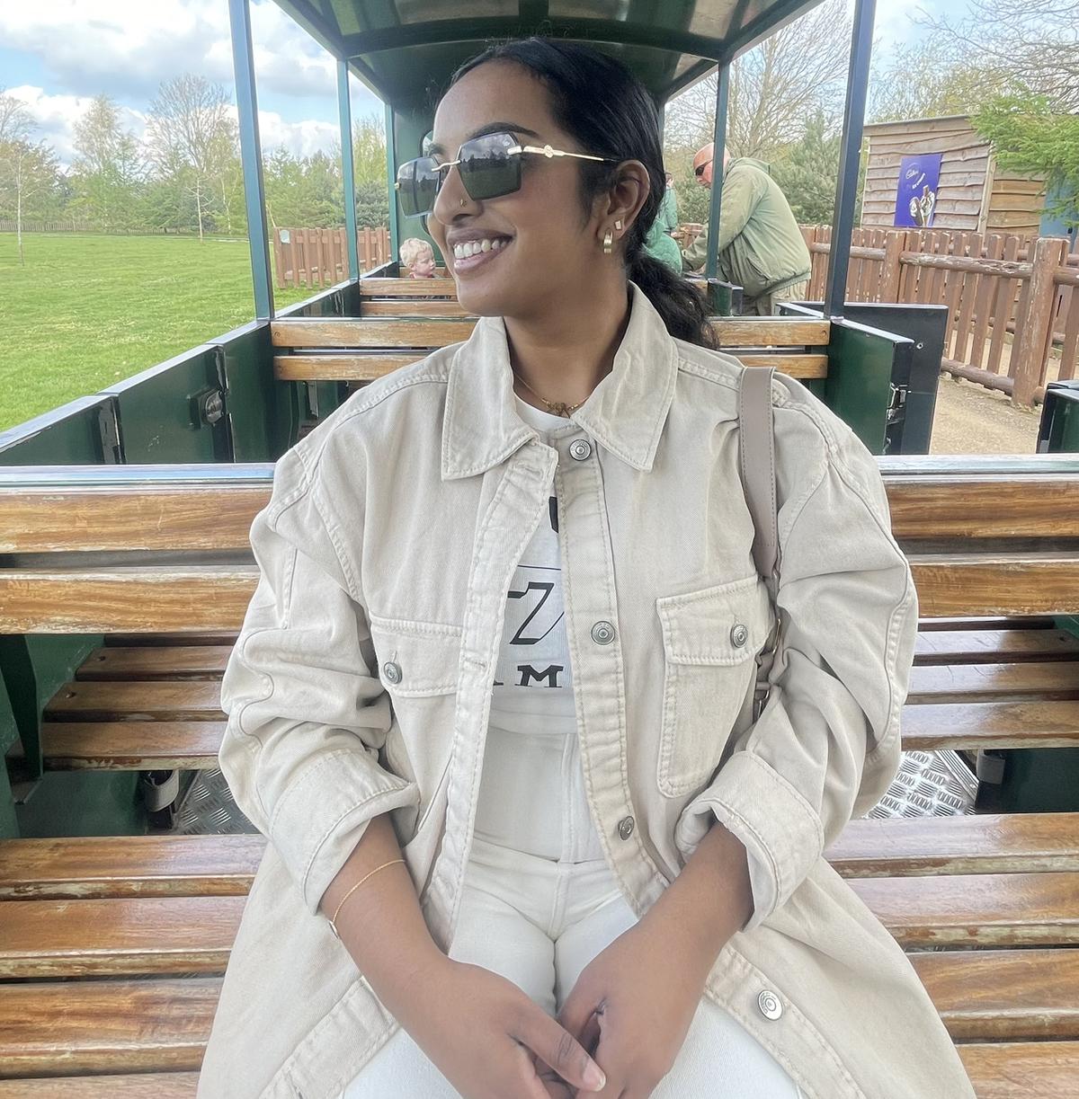 Amshika Kusan's Post|Lemon8