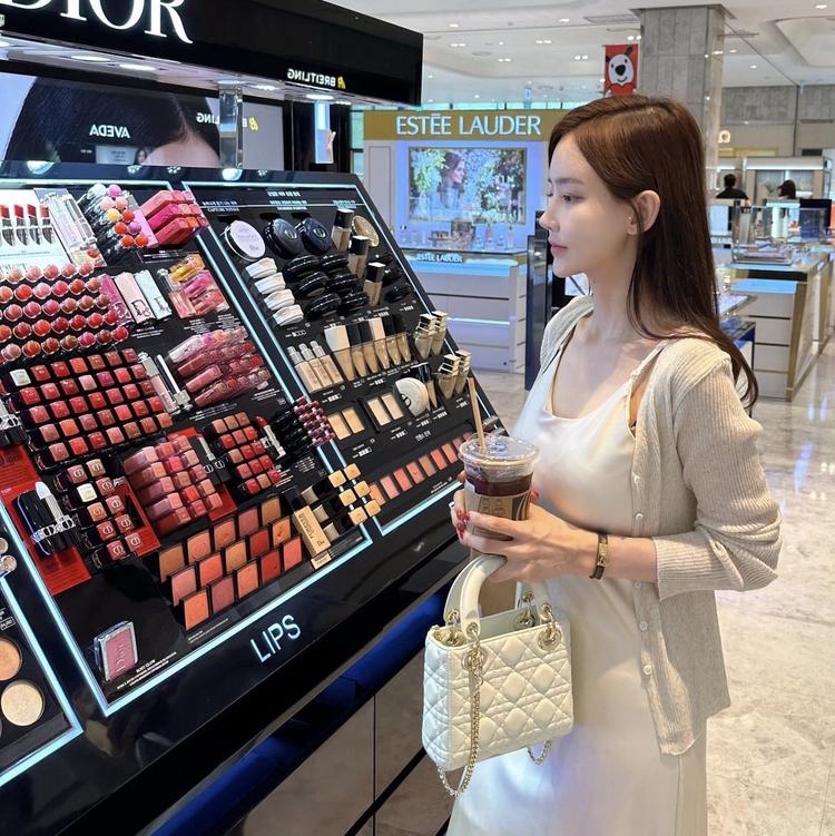 aika_ファッションコーデ's Post|Lemon8