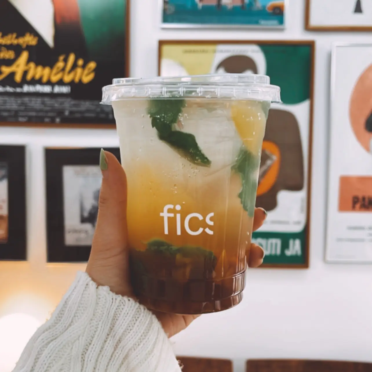 Fics cafe สำหรับคนชิคๆ | แกลเลอรีที่โพสต์โดย Iwishyouwasa | Lemon8