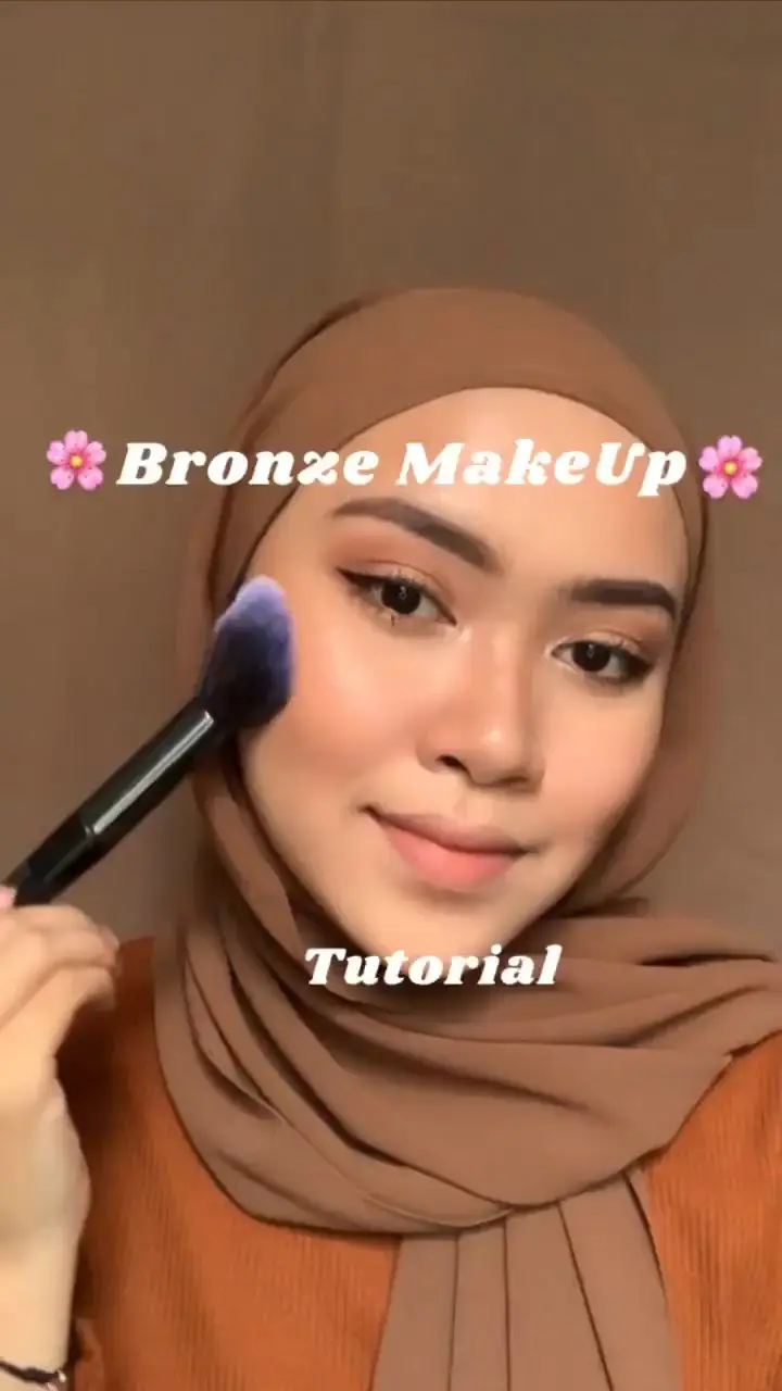 Peachy Bronze Makeup Tutorial🍑🫶🏼 | Artikel diposting oleh Liviagabriell | Lemon8